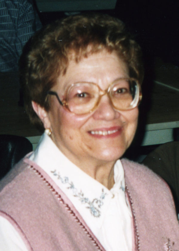 Rose-Anne Aubin McNichoI | Haskett Funeral Homes | Dashwood, Exeter ...